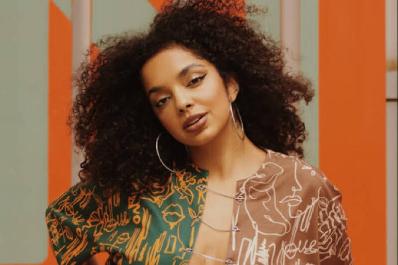 Laura Castro é a artista feminina mais jovem a ser indicada a Melhor ...